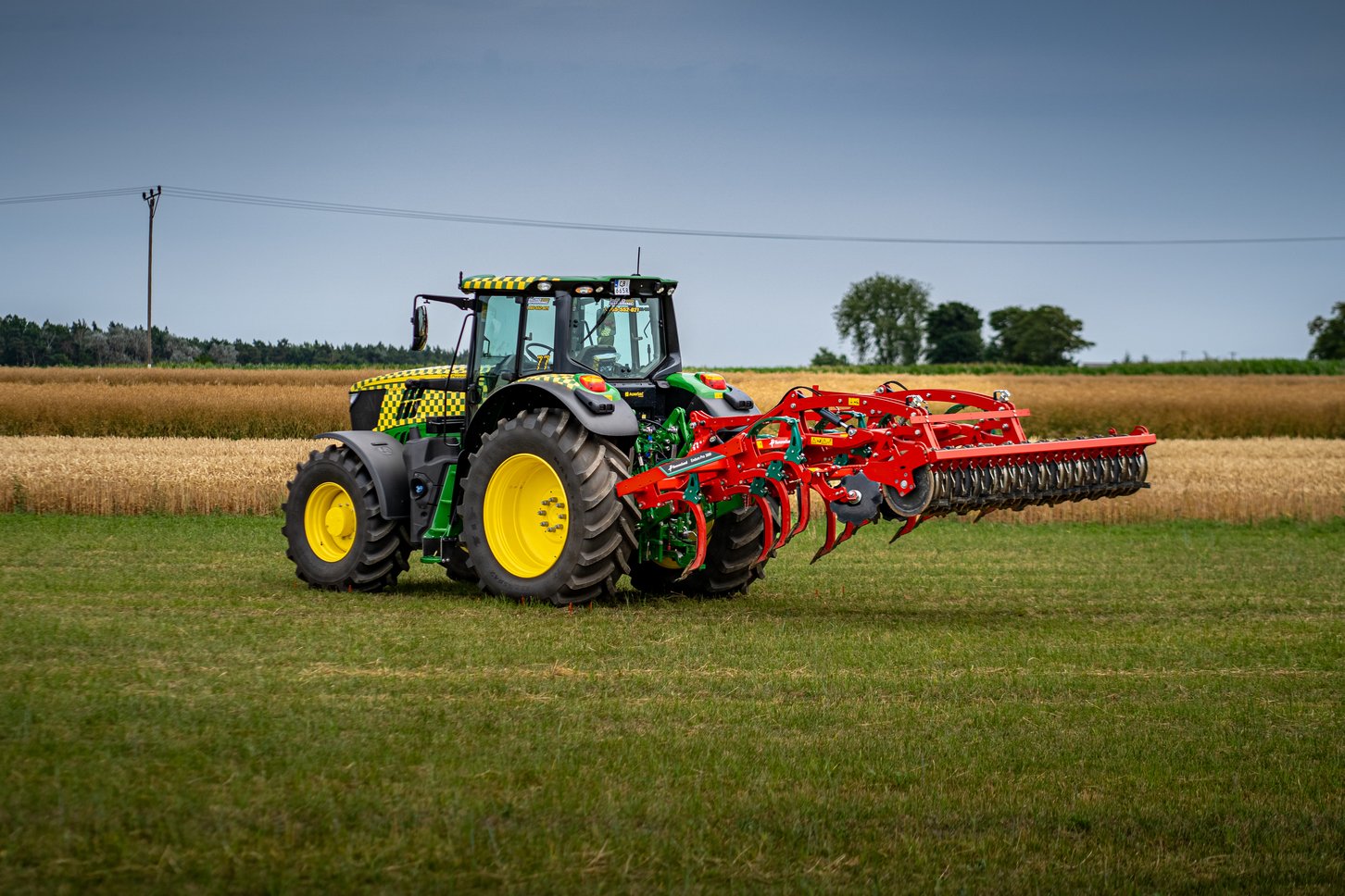 Wynajem kultywatora Kverneland Enduro Pro 3M - Agrosharing